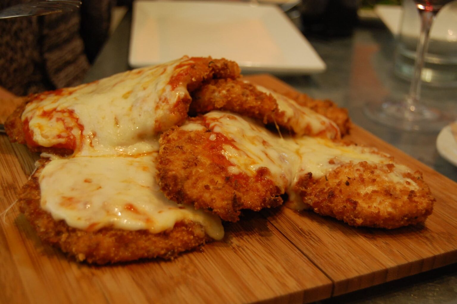 Chicken parmigiana (pollo a la parmesana) - Recetas de USA